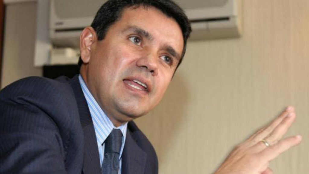 Interpol detiene en México a Walter Solís, ministro de Ecuador, por ...
