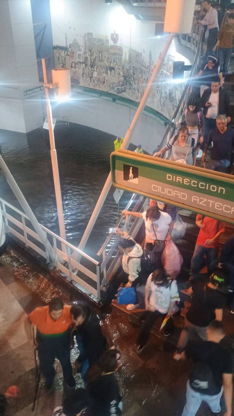 Inundacion en estación San Lázaro del Metro CDMX tras fuertes lluvias ...